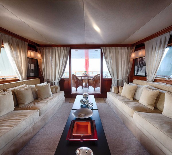 Yacht JURA II (ex. Walanka), Hall Russel & Co | CHARTERWORLD Luxury ...